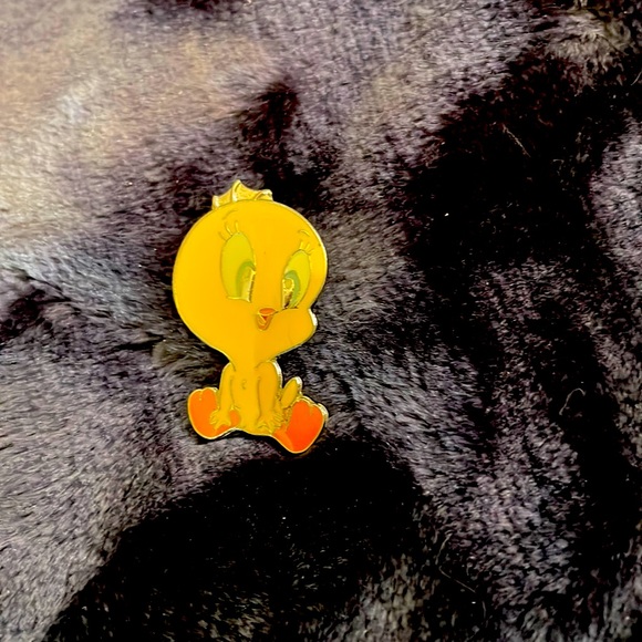 Warner Bros. | Jewelry | Vintage Warner Brothers Tweety Bird Pin999 ...